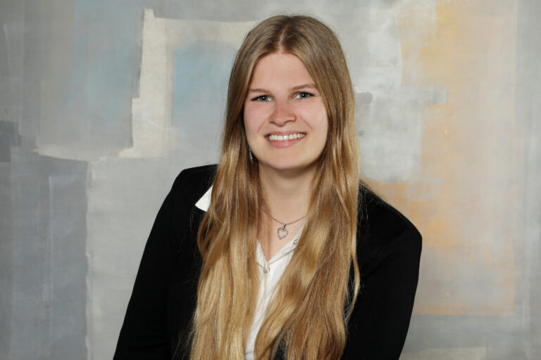 Julia Grimm - Consult & Pepper